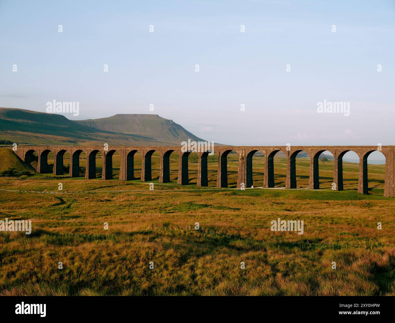 Ribblehead Viaduct / Batty Moss Viaduct and Ingleborough at sunrise in ...