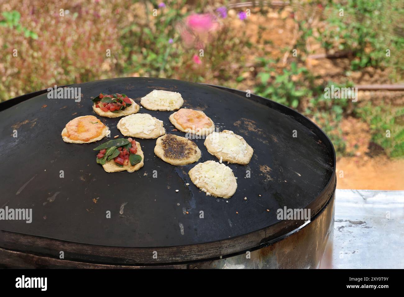 Saj lebanon hi-res stock photography and images - Alamy