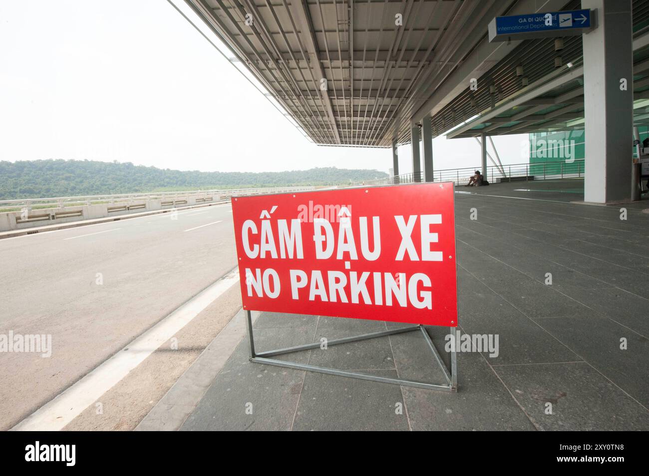 traffic management and road signs, visual information and warnings in ...