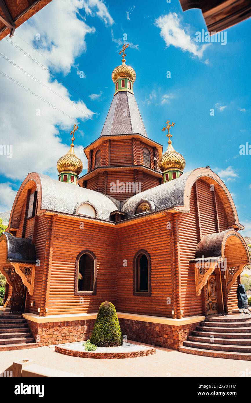 Capturing the striking architecture of an Orthodox Catholic church in ...