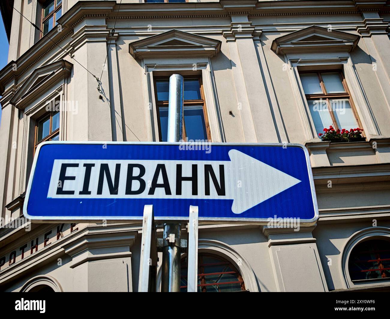 traffic management and road signs, visual information and warnings in ...