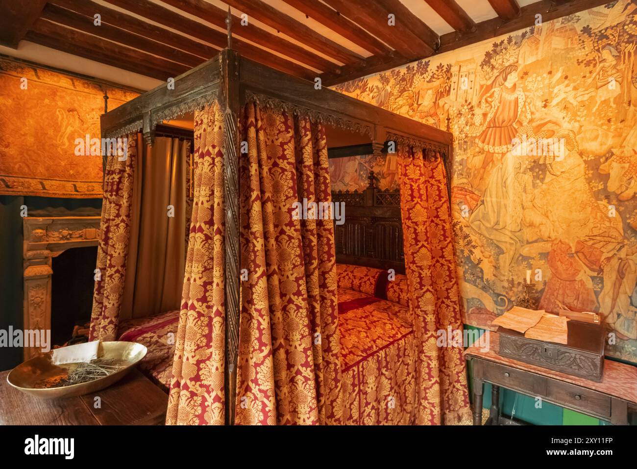 England, Kent, Hever, Hever Castle, The Best Bed Chamber Stock Photo ...