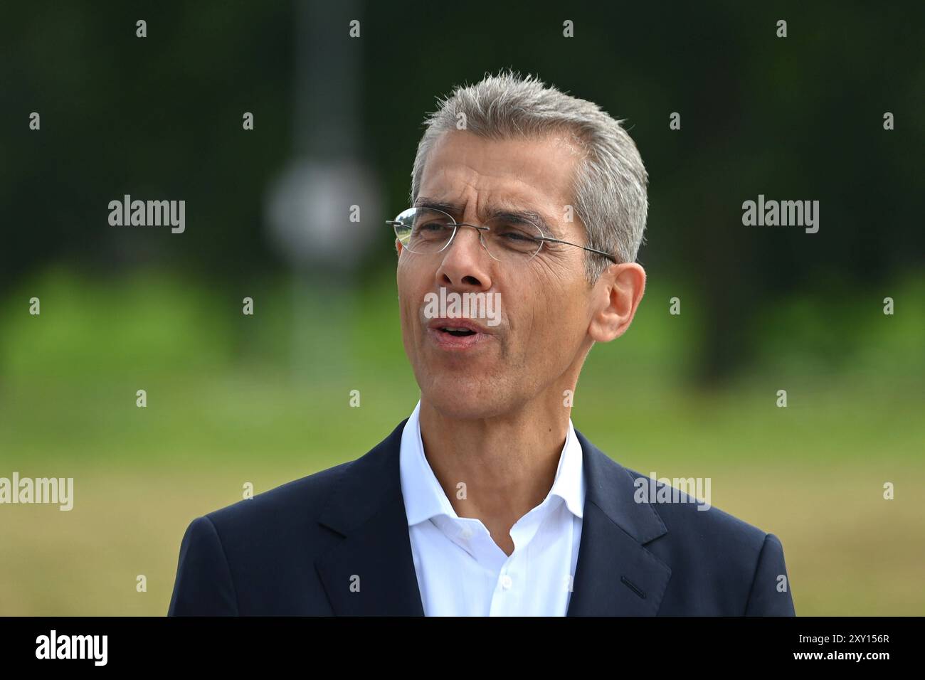 Dr. Michael Diederich Finanzvorstand FCB, Einzelbild,angeschnittenes ...