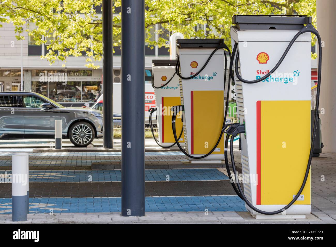 Rotterdam, Netherlands - 08-21-2024: Shell mobility hub in Rotterdam, charging station for ...