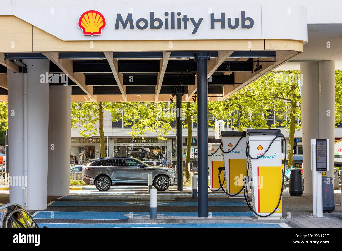 Rotterdam, Netherlands - 08-21-2024: Shell mobility hub in Rotterdam ...