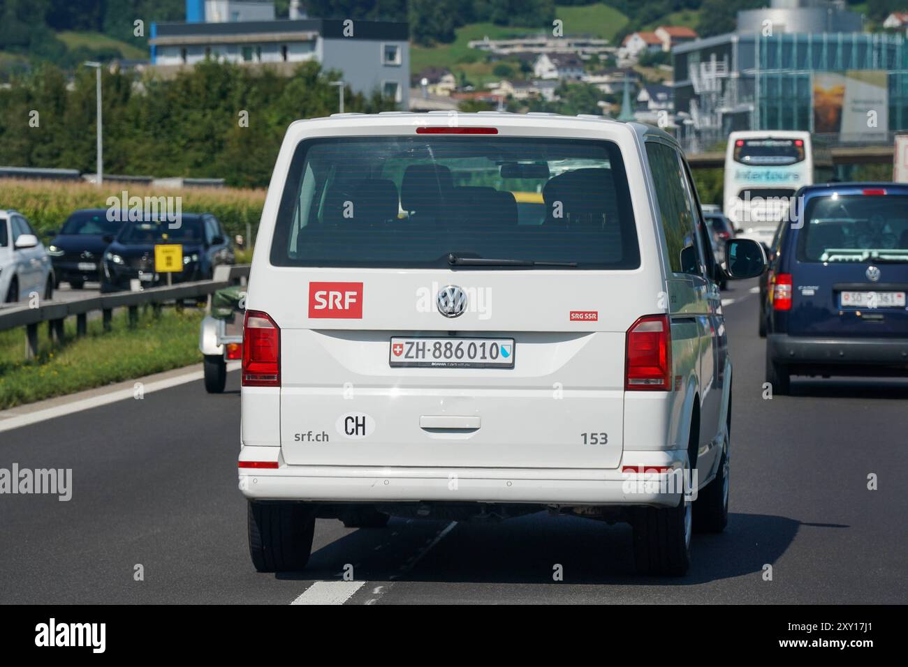 Medienfahrzeuge hi-res stock photography and images - Alamy