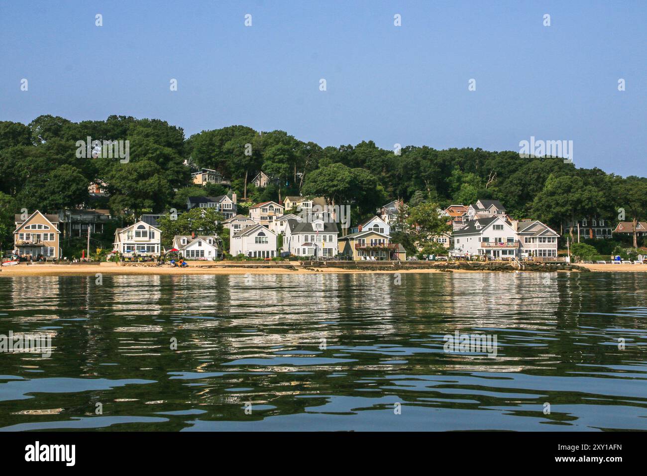 Looking at fleets cove in the presidents section from the water of ...