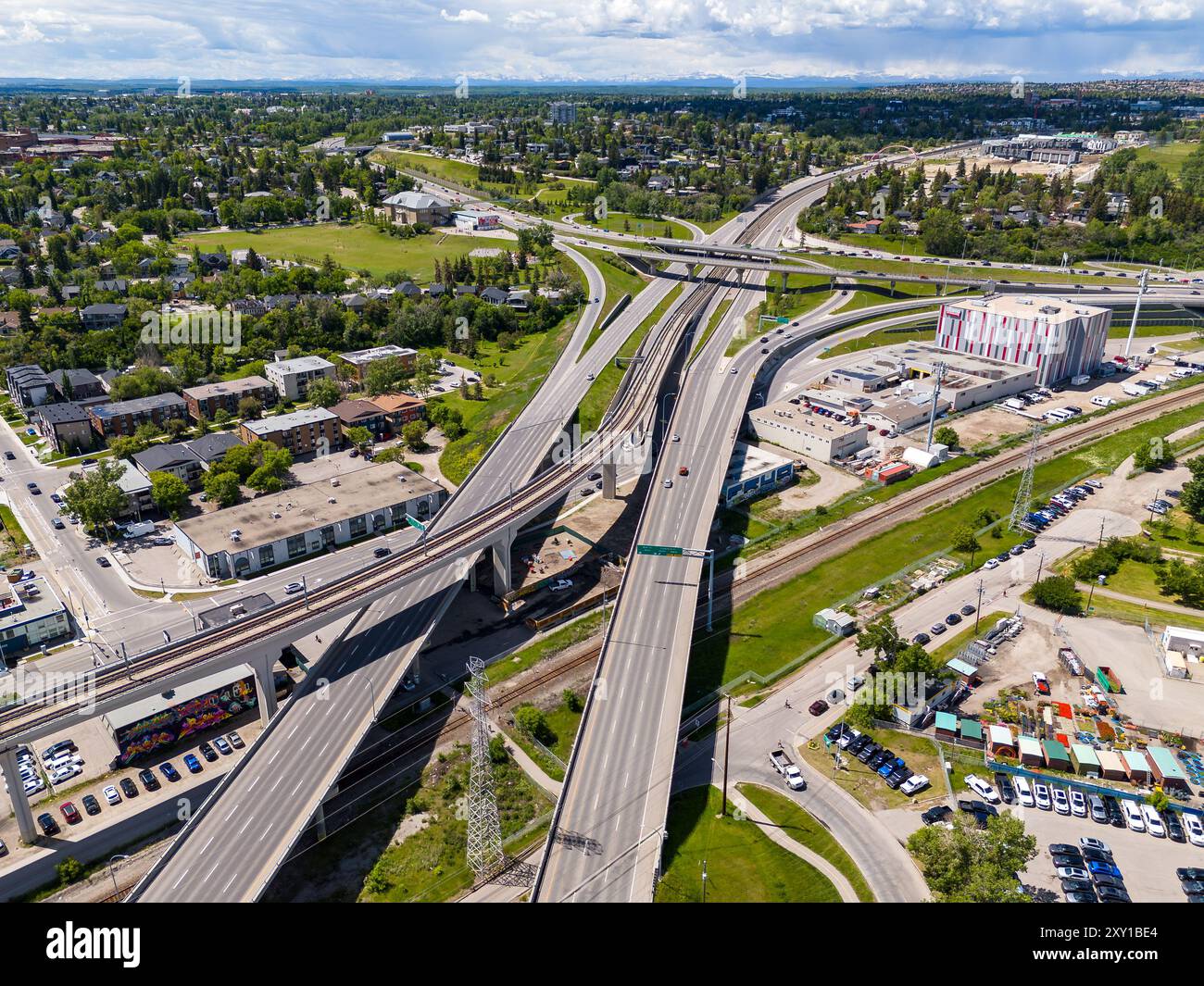 City freeway canada hi-res stock photography and images - Alamy