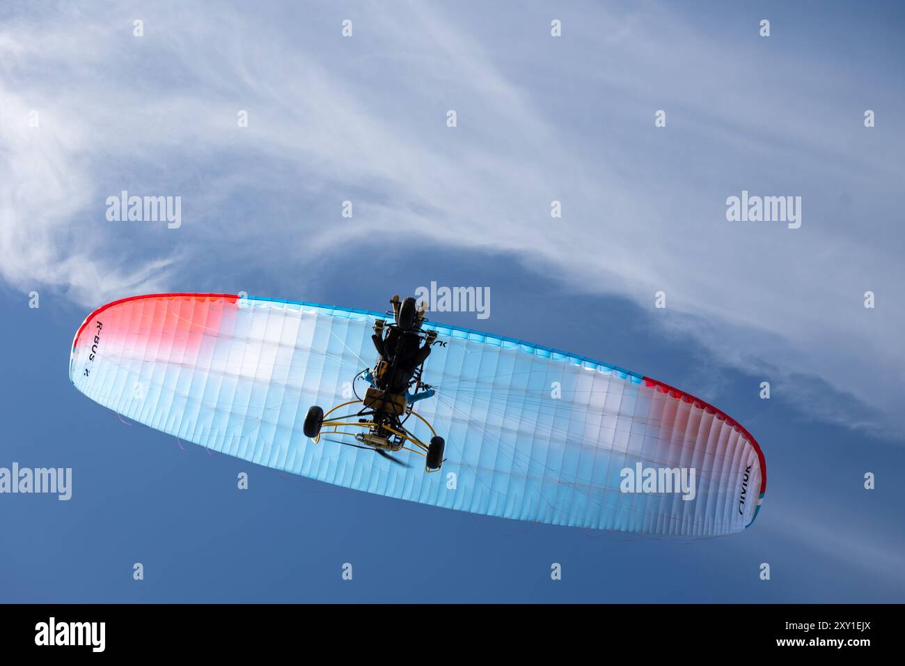 Powered paragliding flying Stock Photo - Alamy