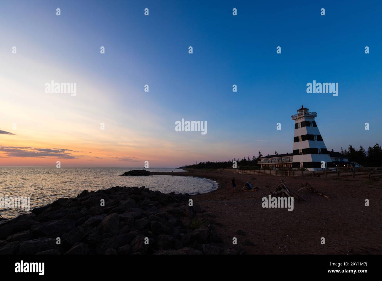 Rock island lighthouse st lawrence hi-res stock photography and images ...