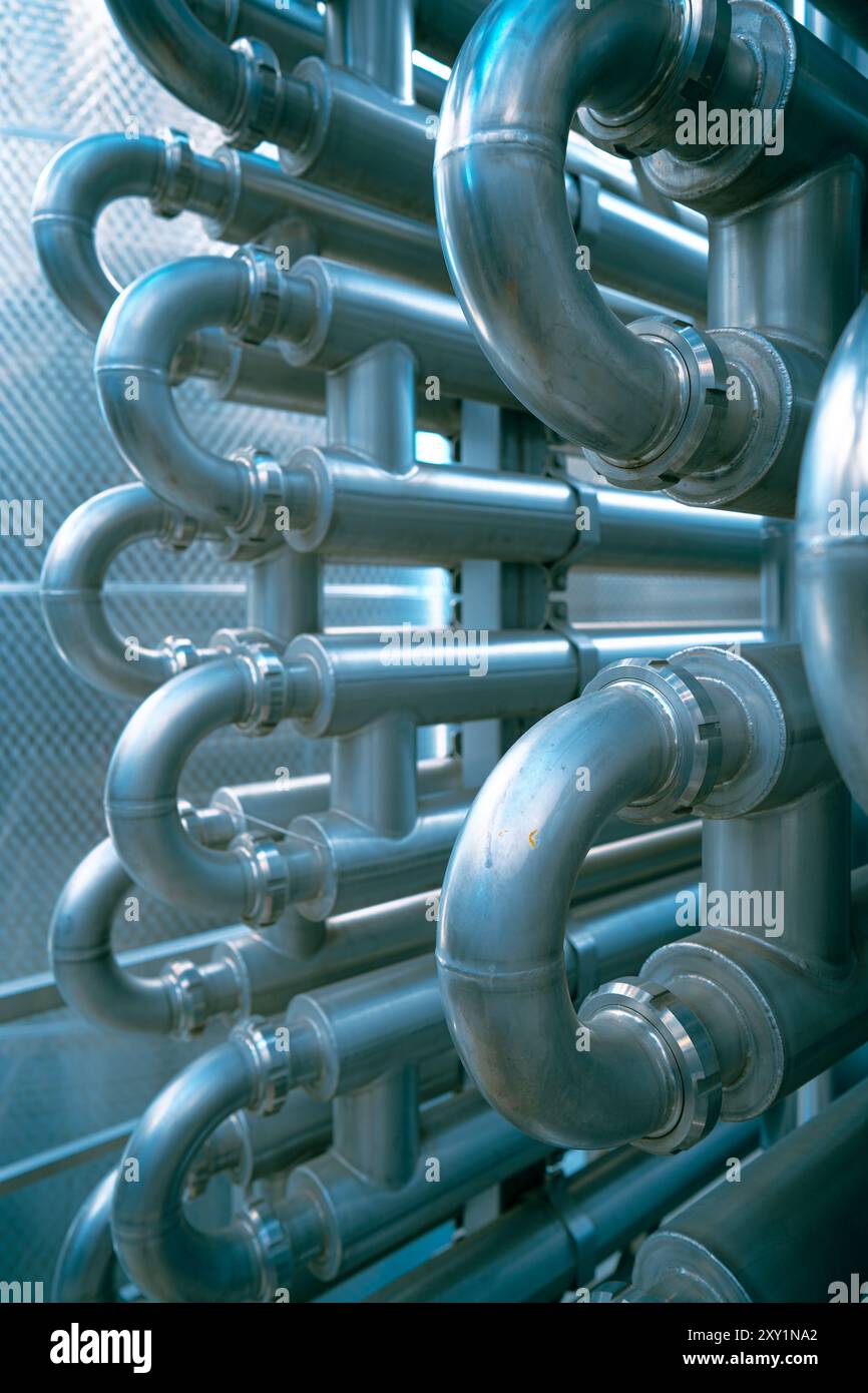 Silver pipes circular hi-res stock photography and images - Alamy