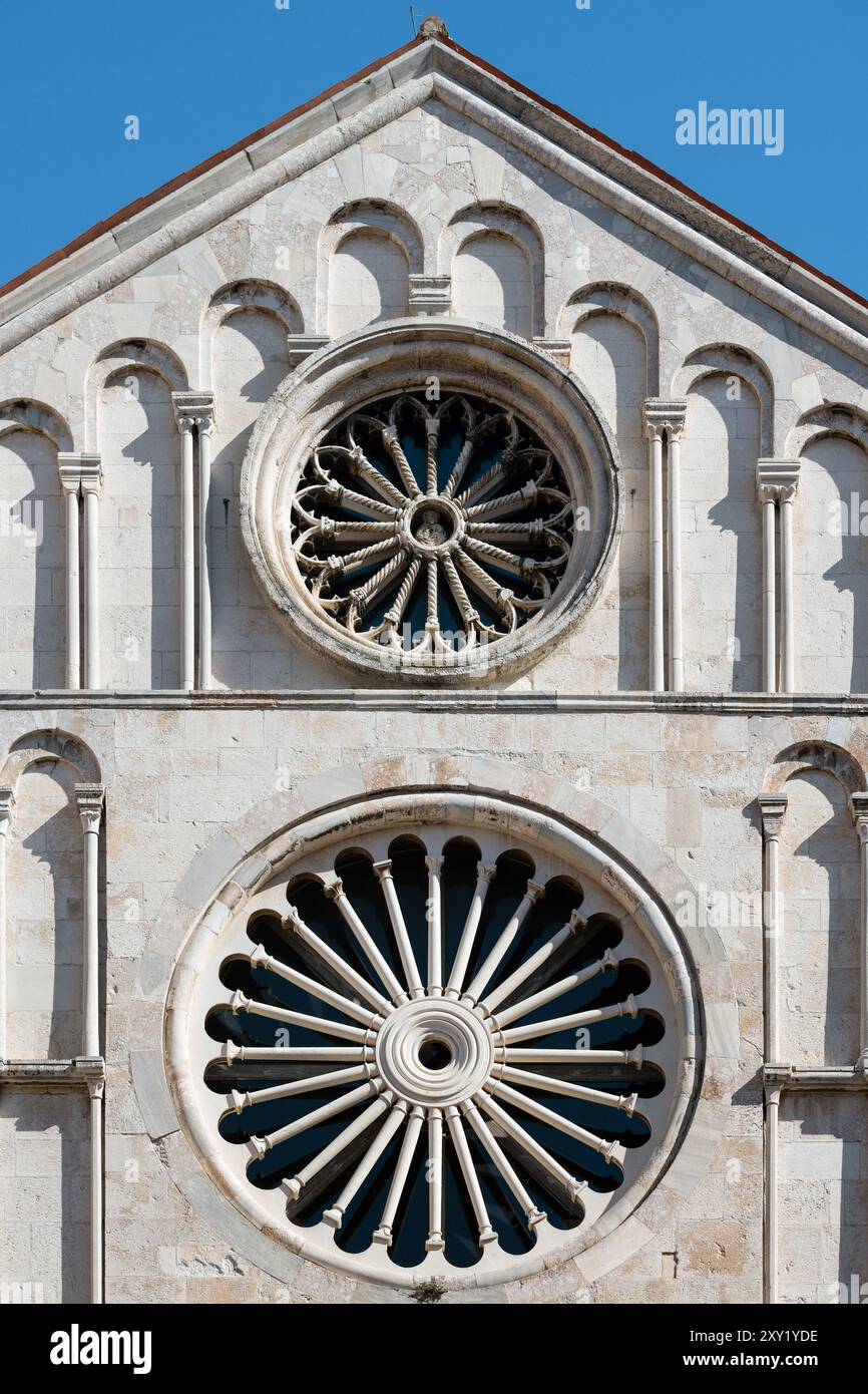 Rose windows on front facade of Saint Anastasia Cathedral in Zadar Old ...