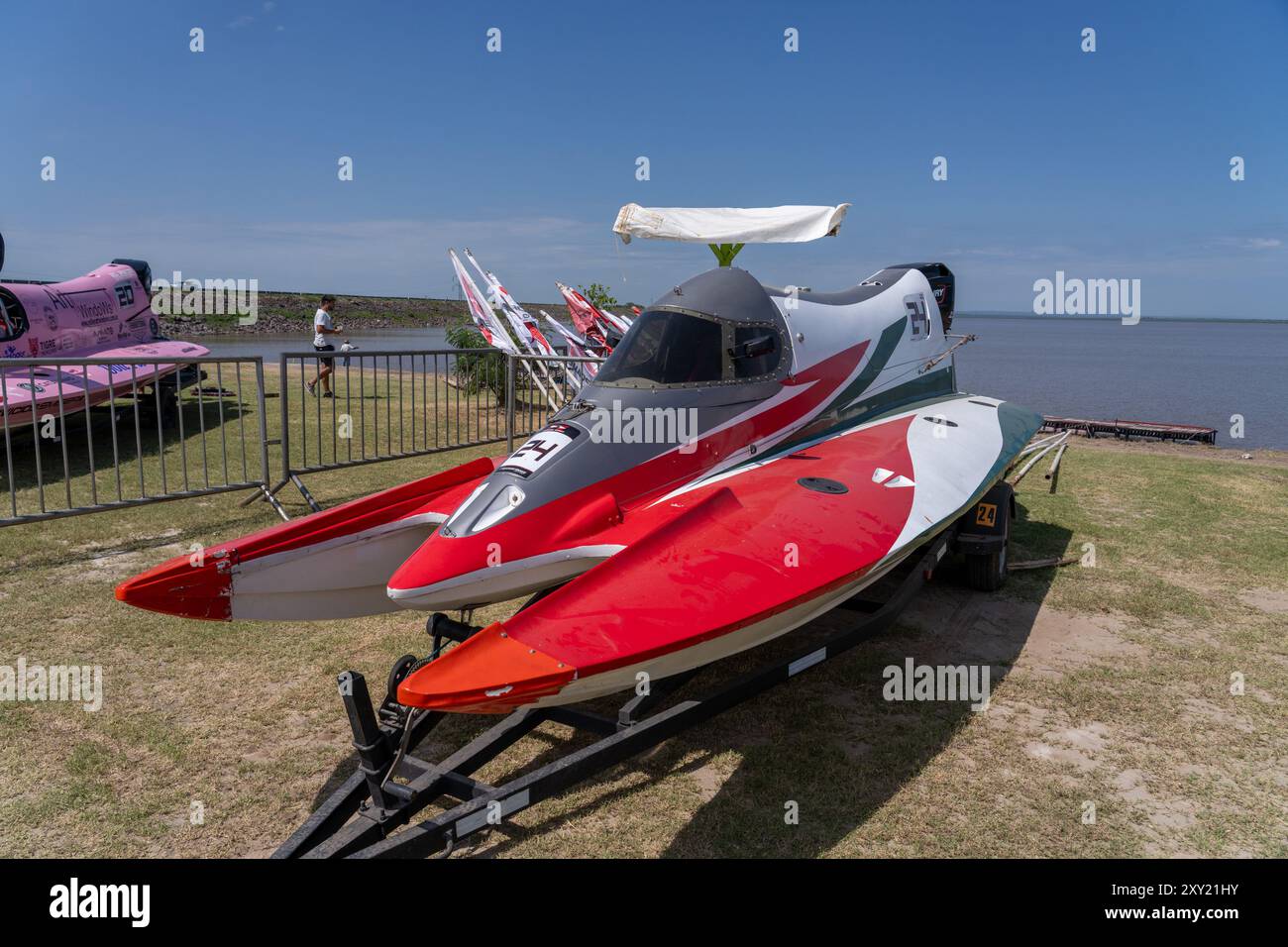 Racing boat on land before an F1 Powerboat race in Dique Frontal ...