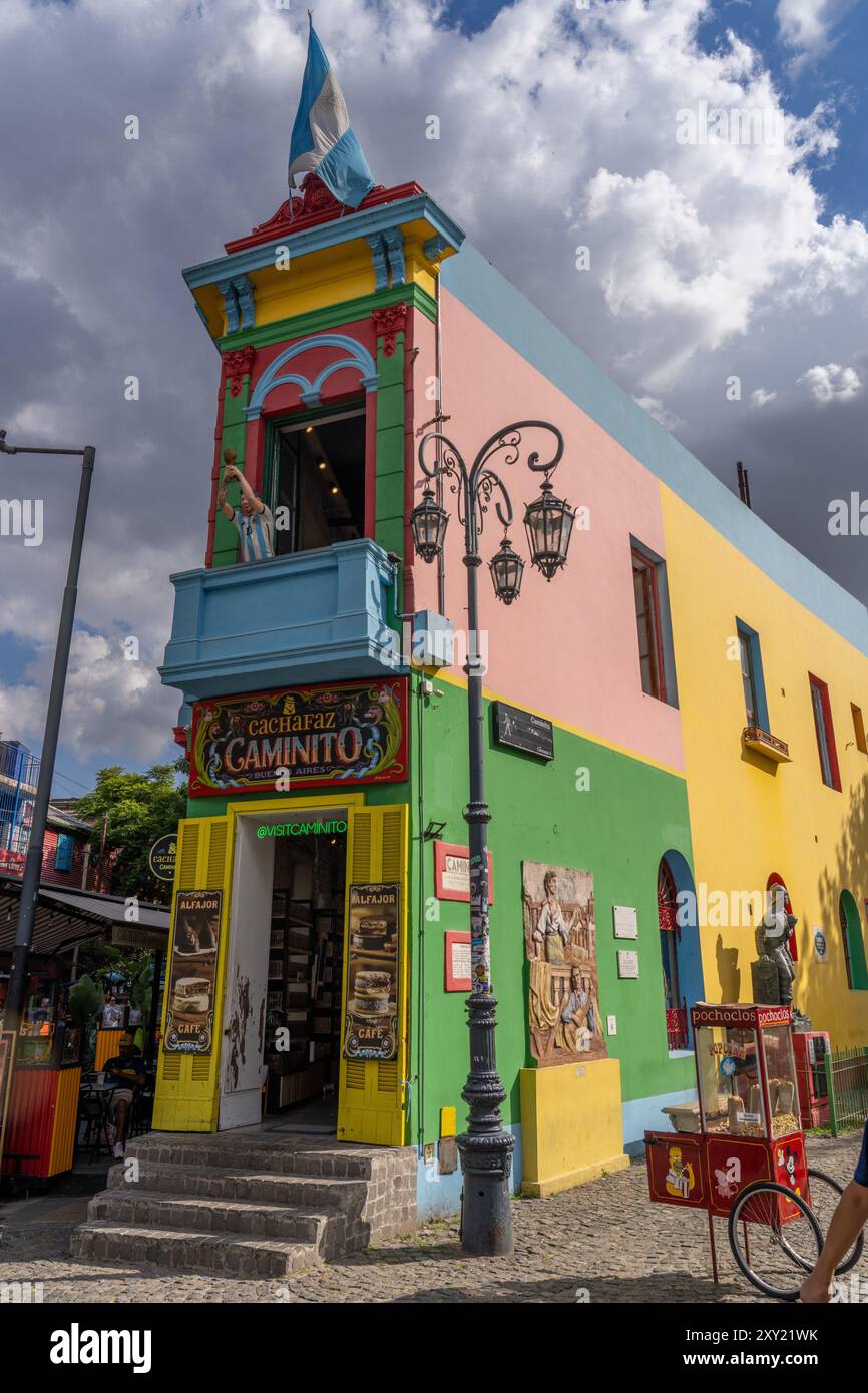 The famous building at the intersection of Caminito & Magallanes ...