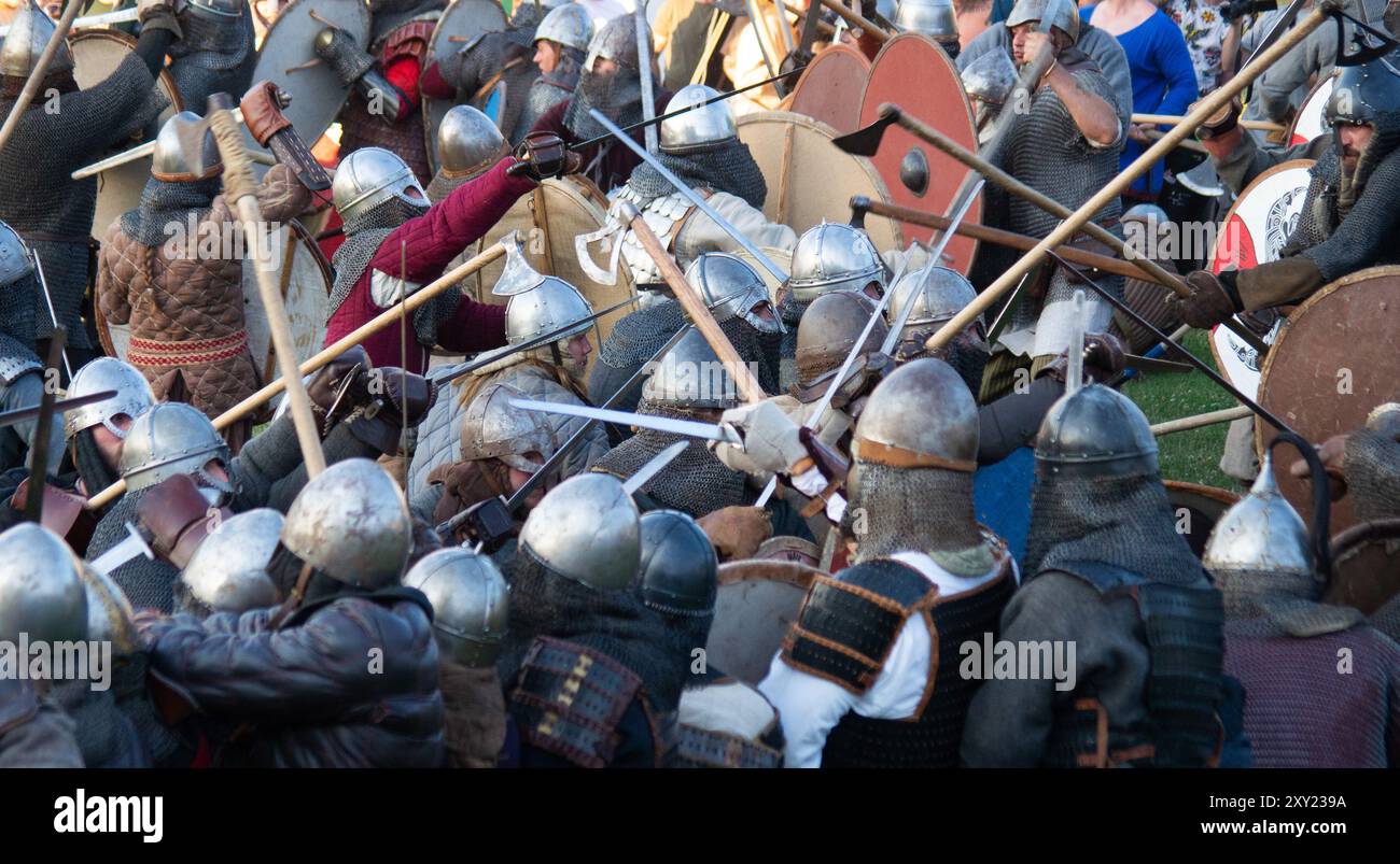 Reconstruction of medieval battles for Ogrodzieniec Castle. Warriors ...
