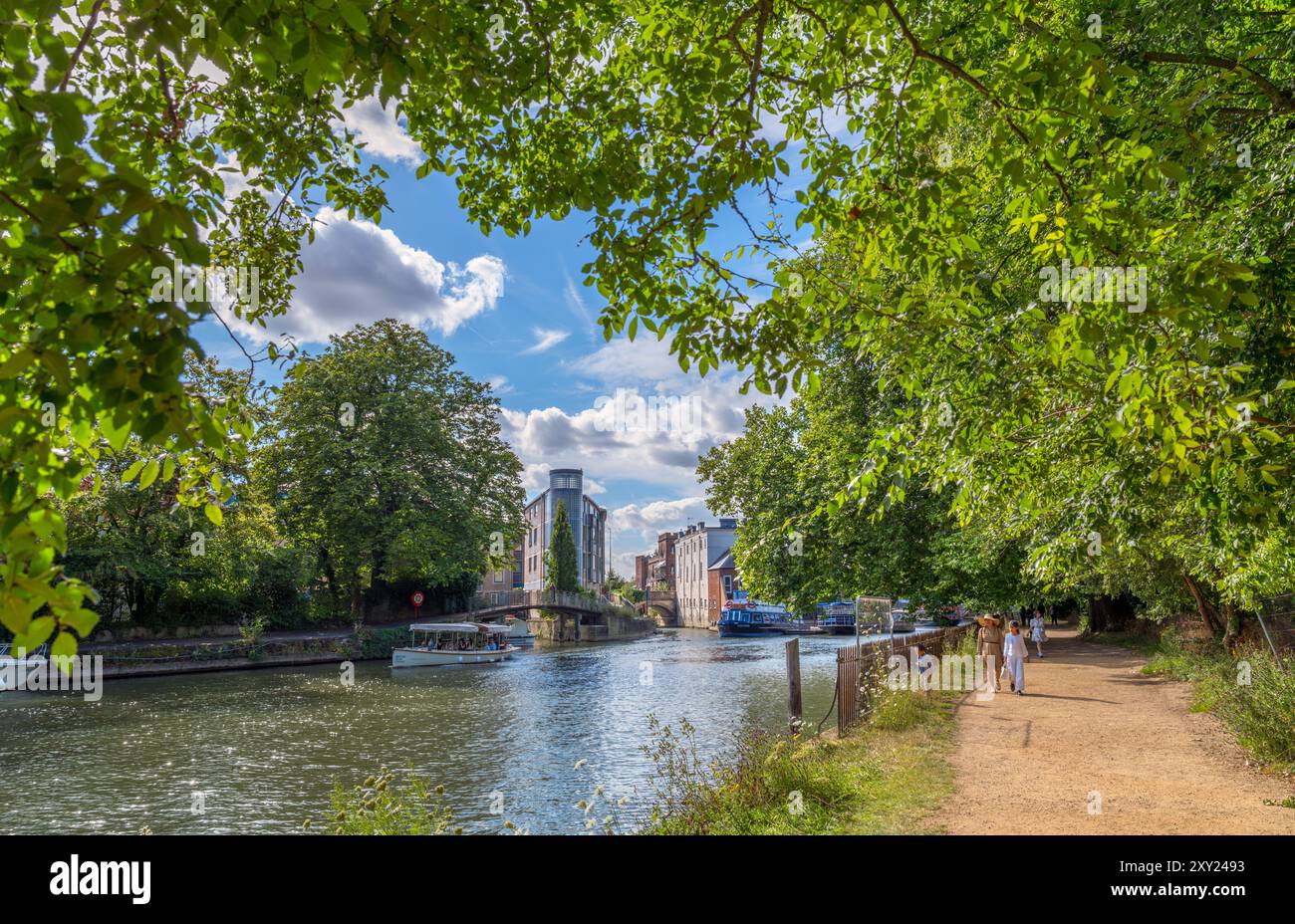 The banks of the River Thames, Oxford, Oxfordshire, England, UK Stock ...