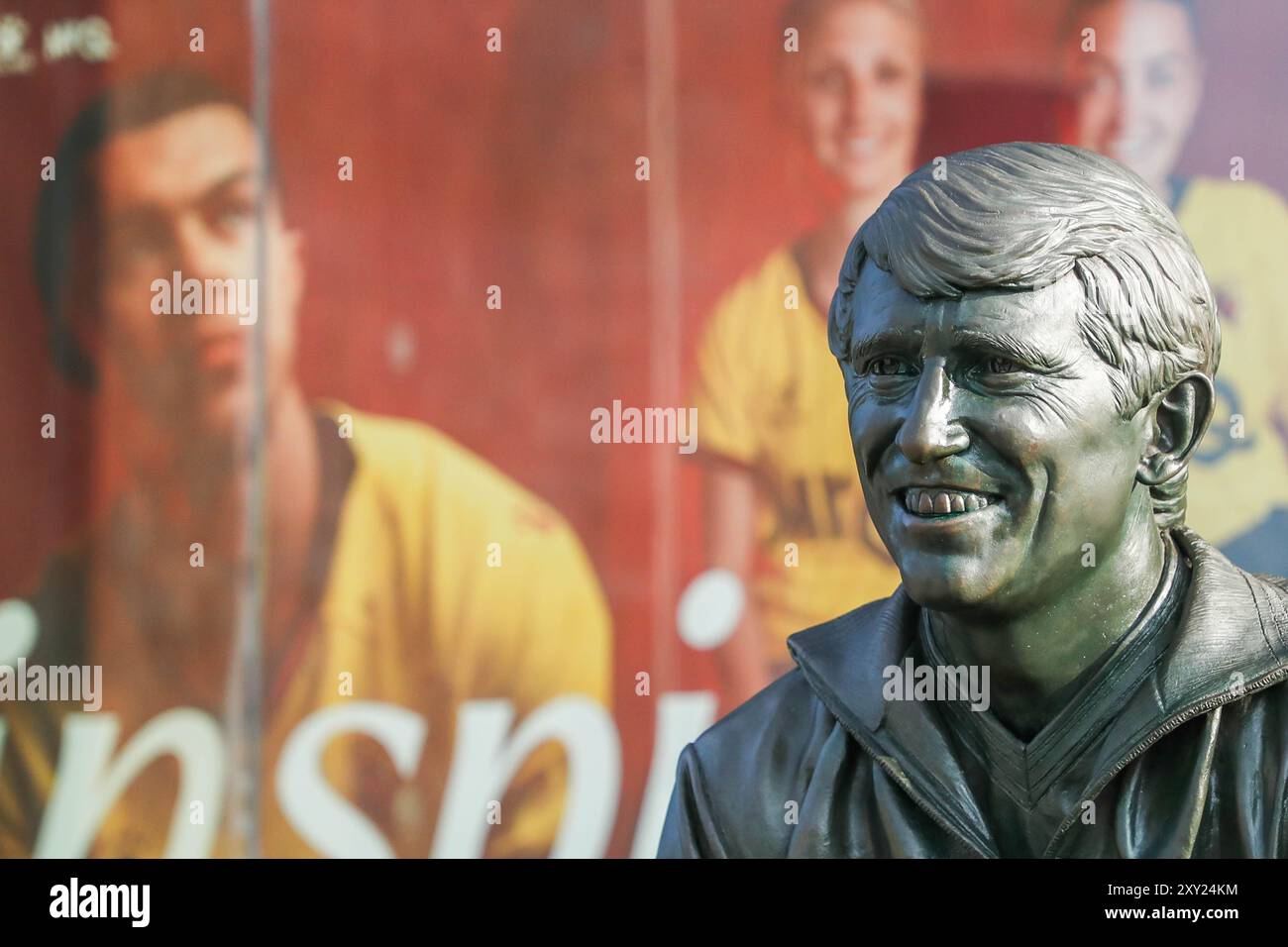 Soccer graham taylor hi-res stock photography and images - Alamy