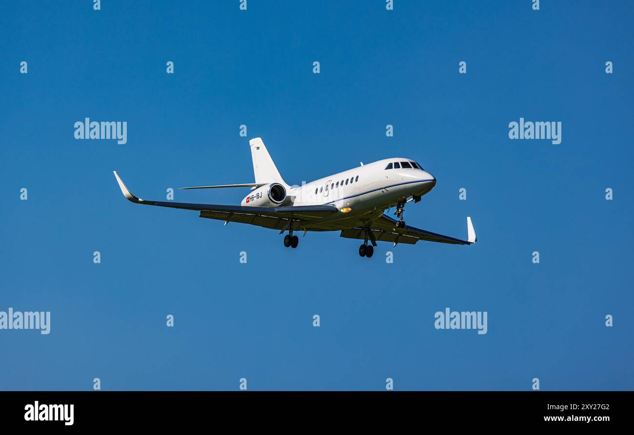 Zurich, Switzerland, 10th May 2024: A Dassault Falcon 2000LXS from CAT ...