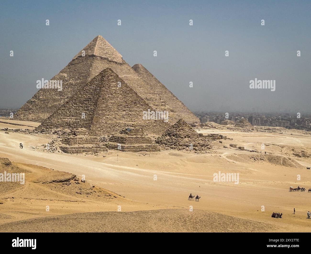 Ancient Pyramids of Giza, iconic Egyptian landmarks and tombs of ...