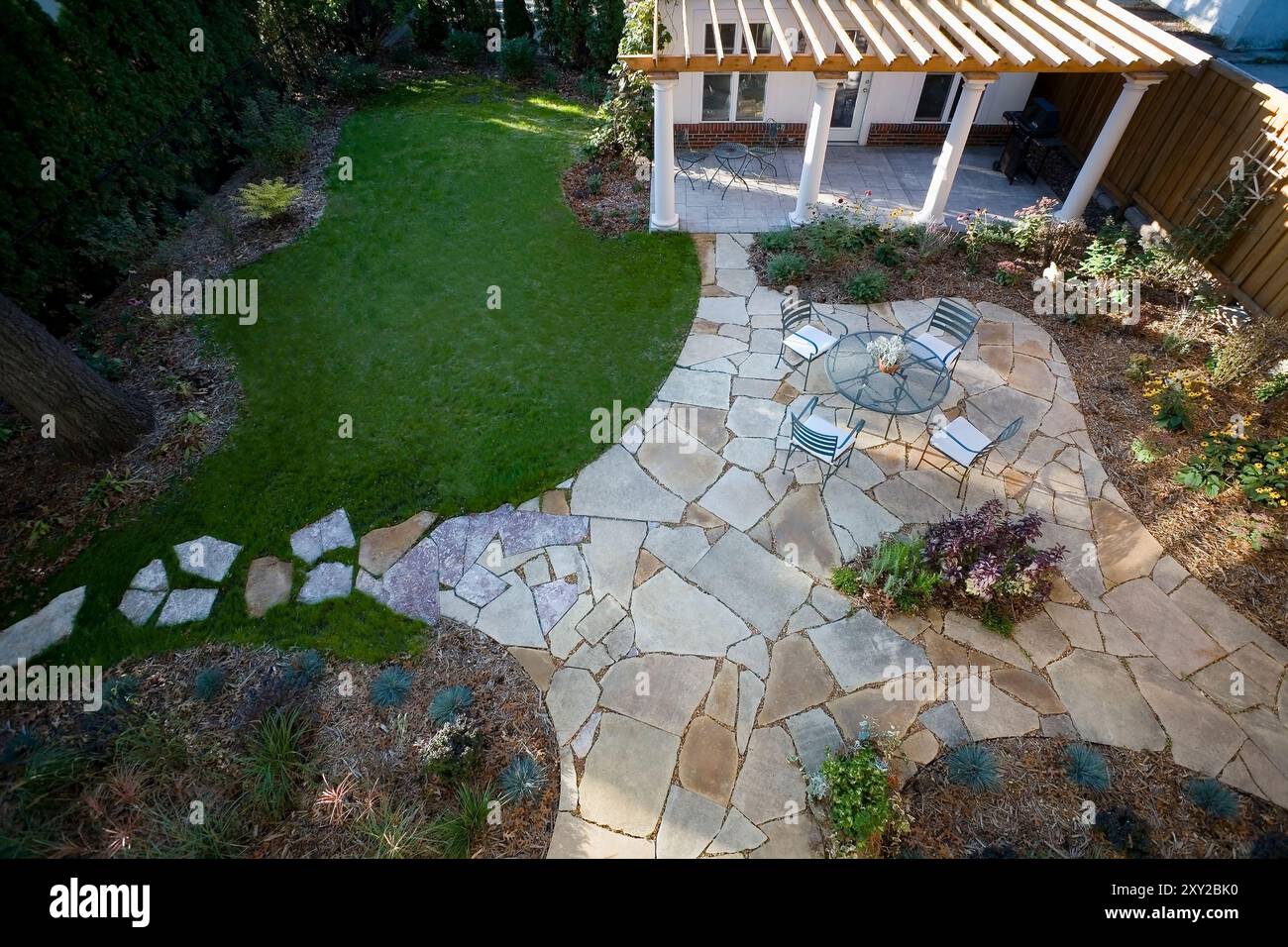 Outline of patio has curving shape hi-res stock photography and images ...