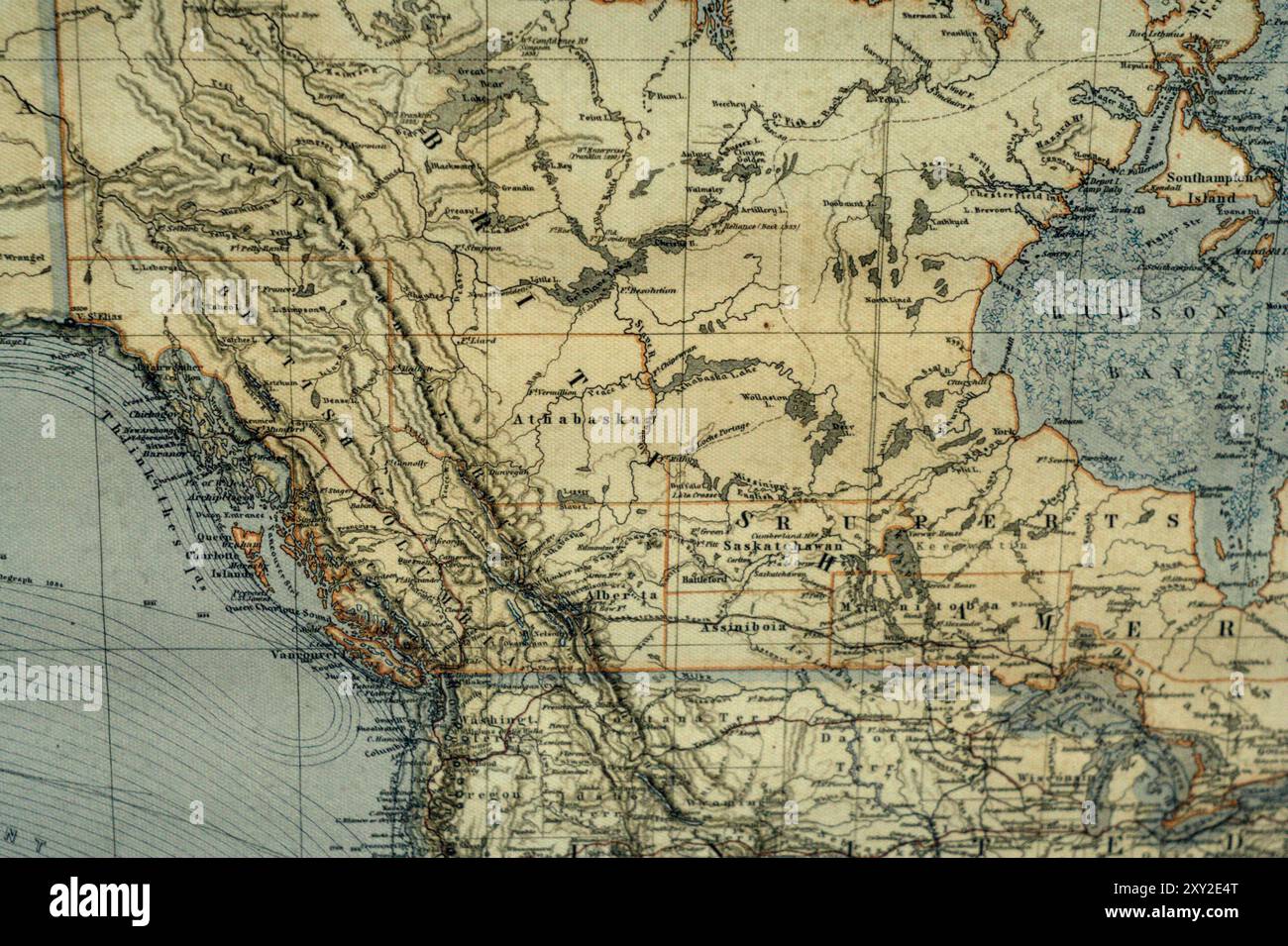 Old parchment pirate map hi-res stock photography and images - Alamy