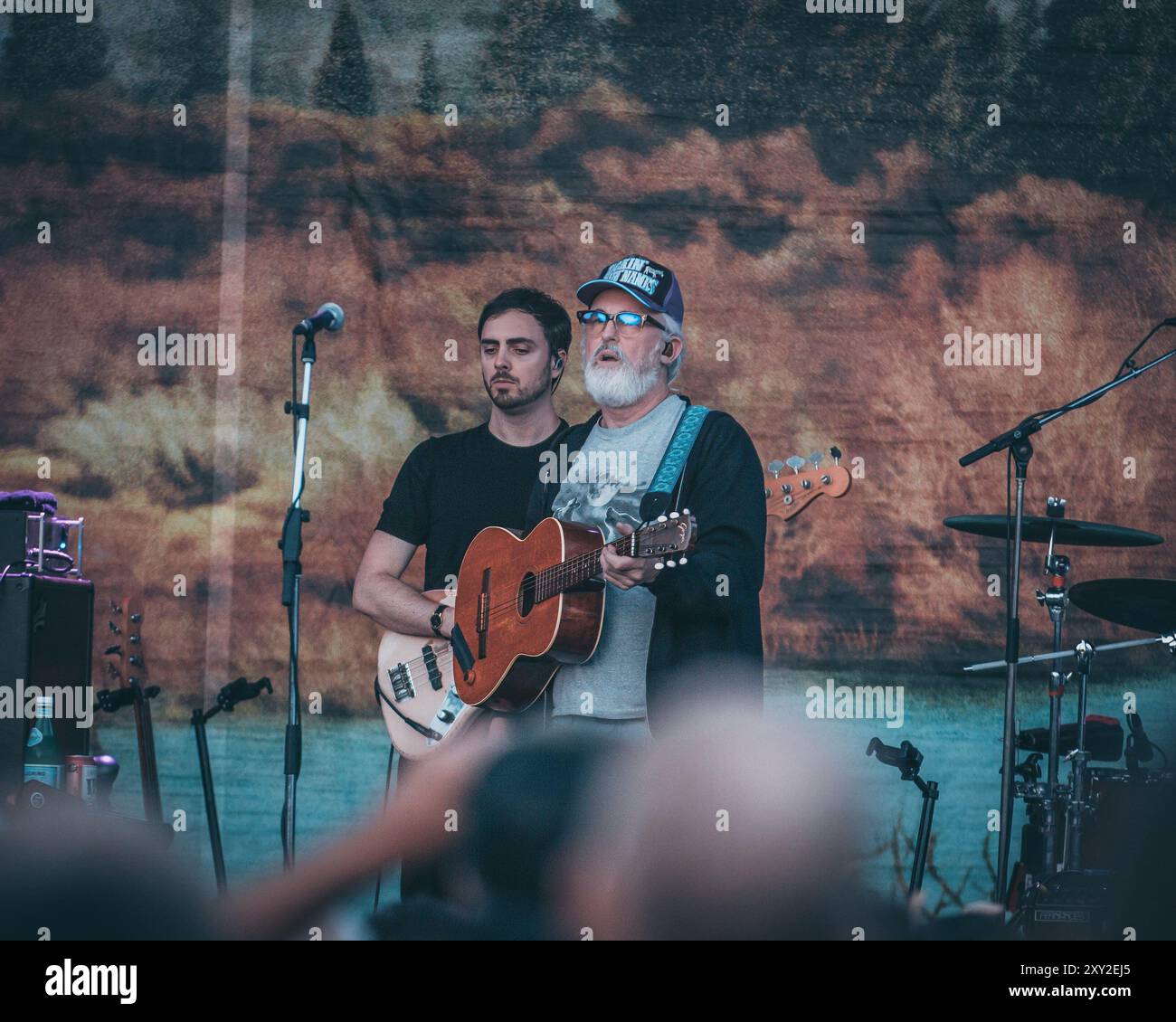 The band CAKE with lead vocalist John McCrea performing in Richmond ...