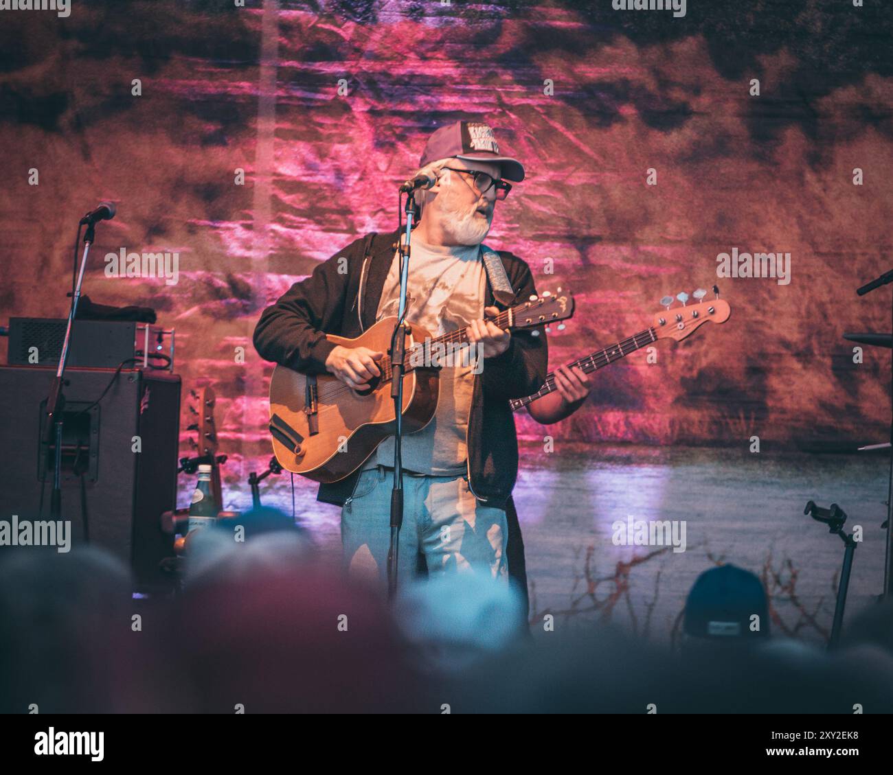 The band CAKE with lead vocalist John McCrea performing in Richmond ...