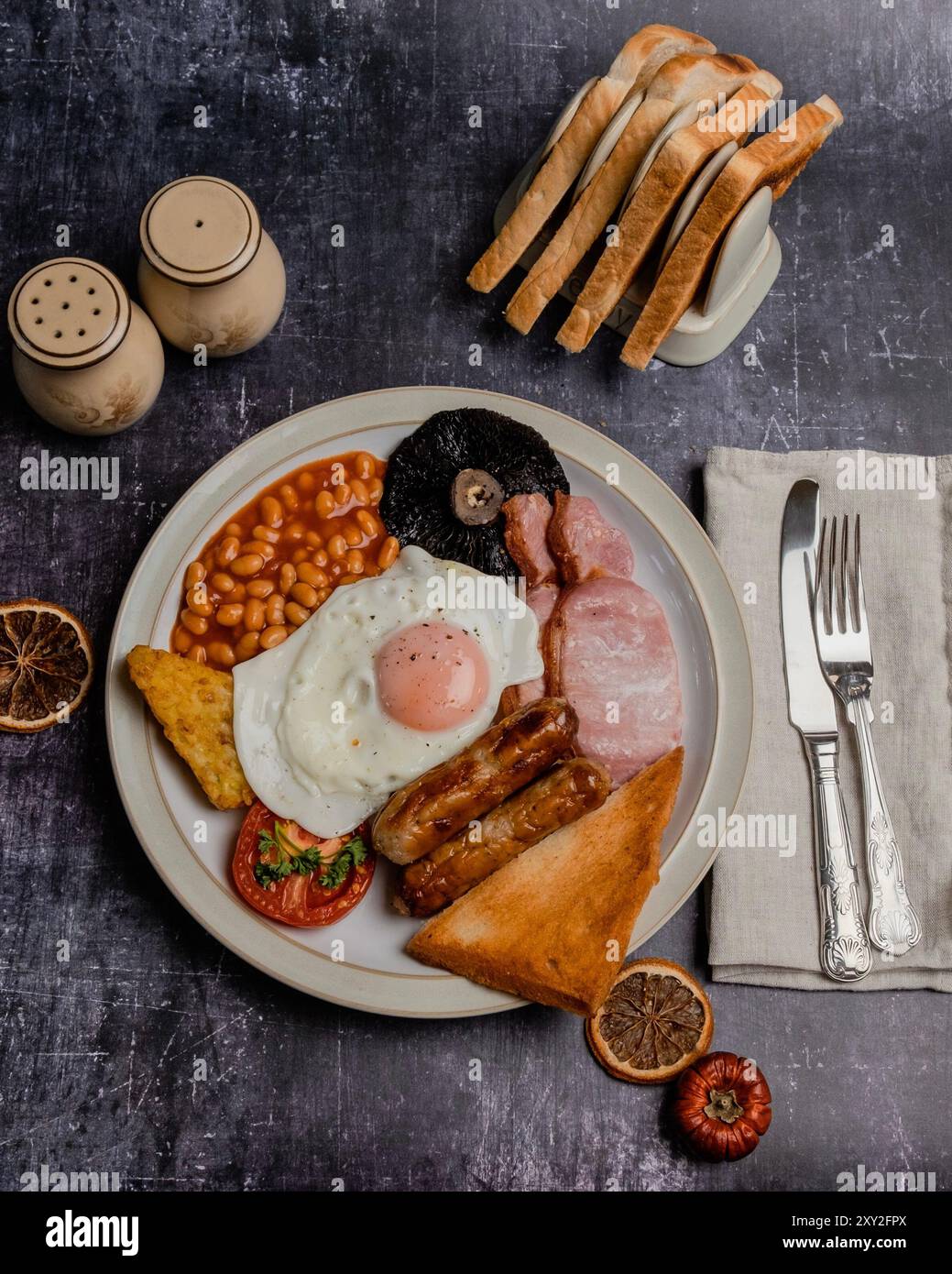 Full English Breakfast Stock Photo - Alamy