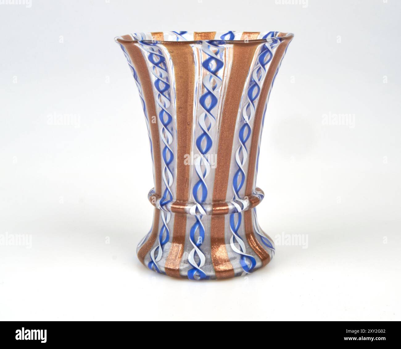 Antique 1900s Salviati Venetian filigrana a retortoli glass beaker vase ...