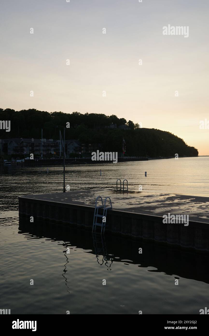 Wisconsin dock pier hi-res stock photography and images - Alamy