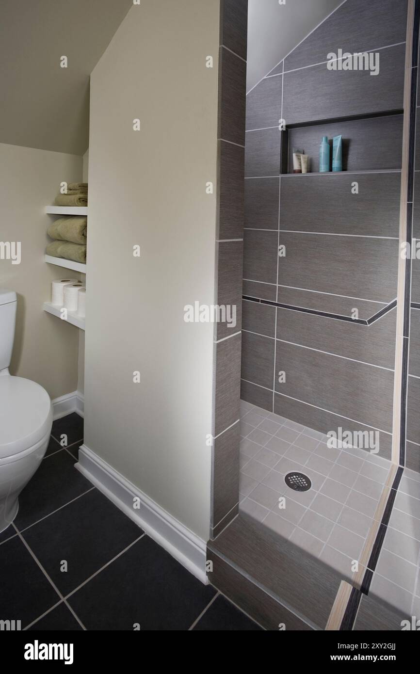 Large gray tile floor and walls hi-res stock photography and images - Alamy