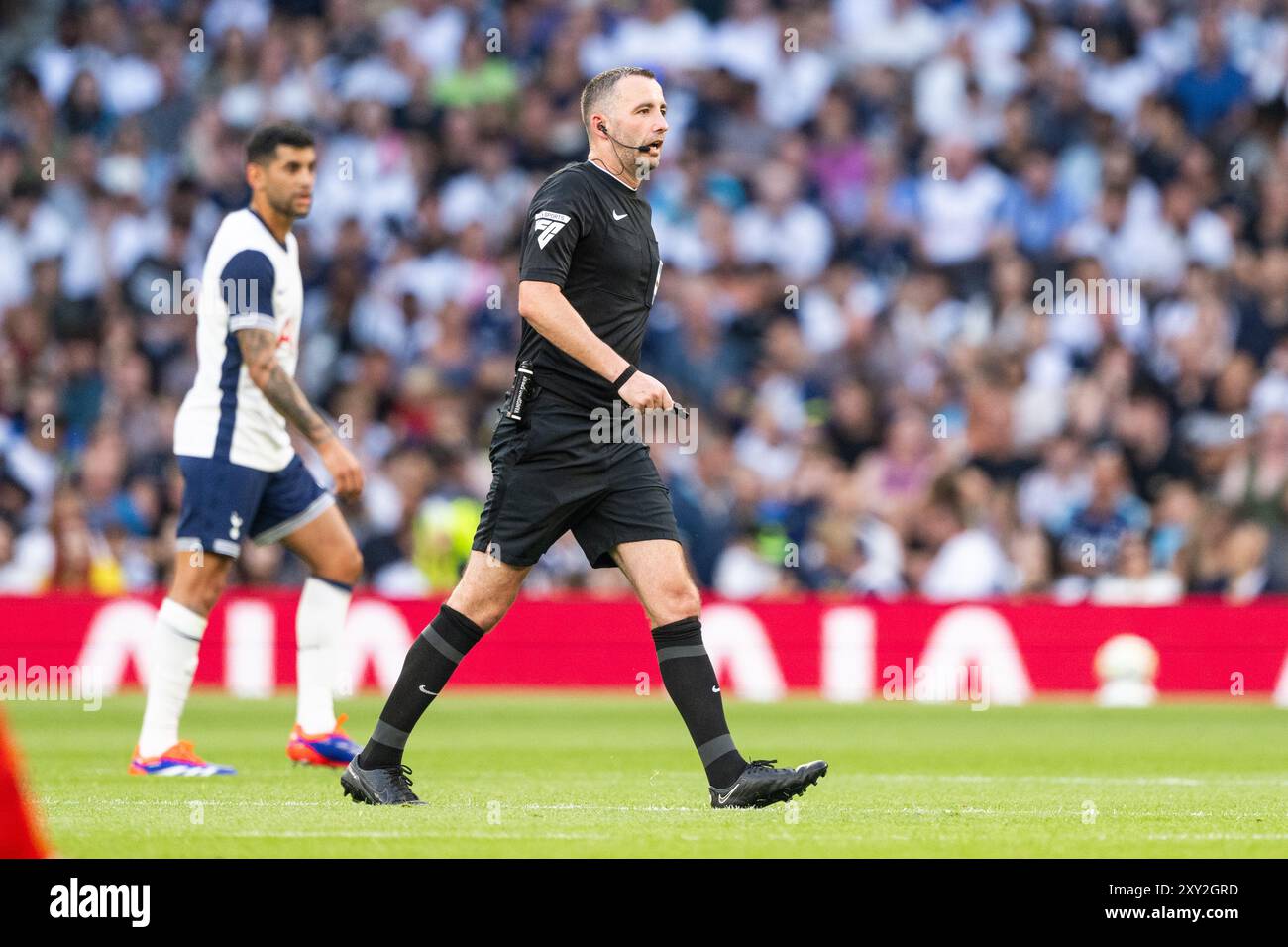 London, England. 10th, August 2024. Referee Chris Kavanagh seen during ...