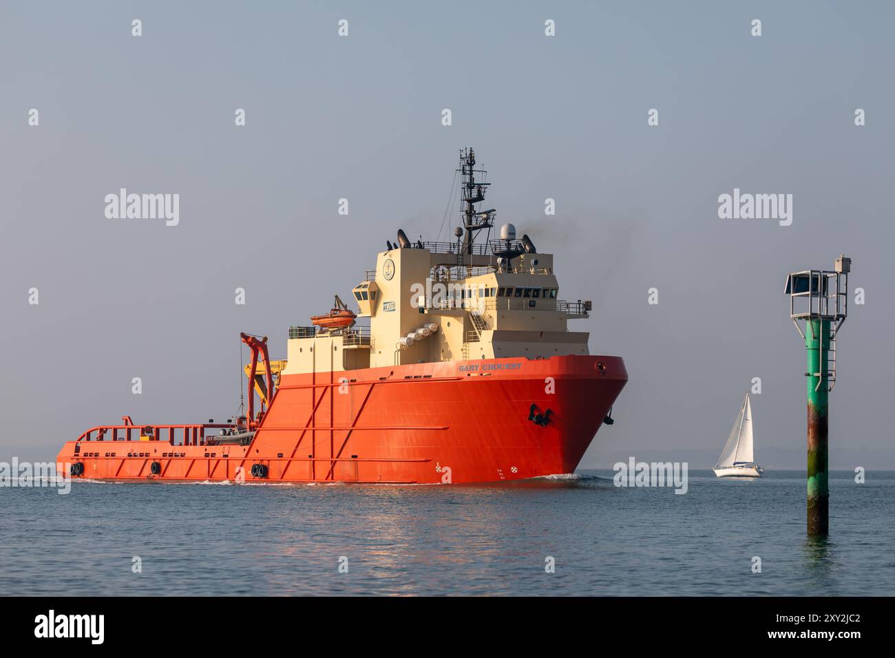 Giant American tug Gary Chouest crossing the Solent near Portsmouth ...