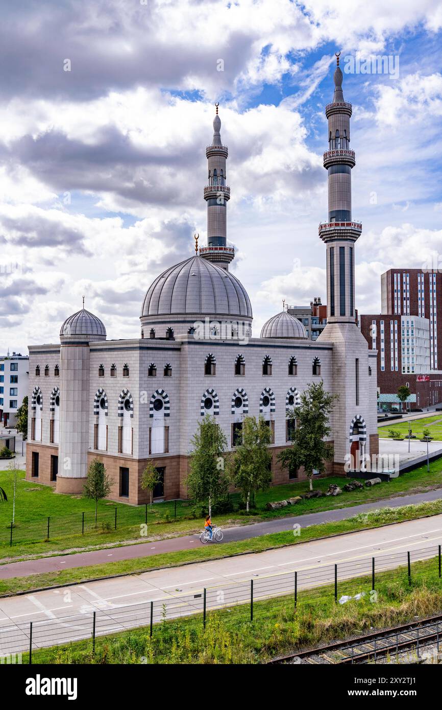 Essalam-Moschee im Stadtteil Feijenoord, in Rotterdam, ist das größte ...