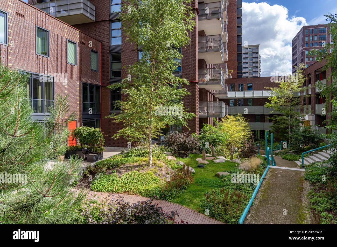 De Groene Kaap residential complex, in the Rotterdam Feijenoord ...