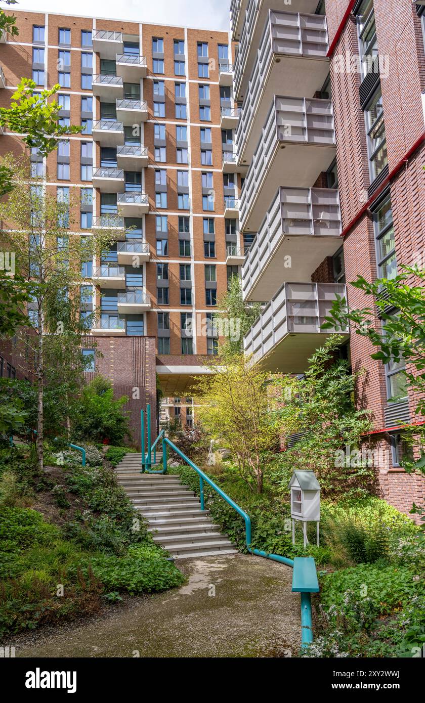 De Groene Kaap residential complex, in the Rotterdam Feijenoord ...