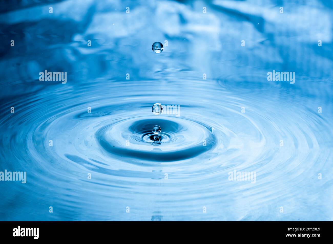 Fall to the surface hi-res stock photography and images - Alamy