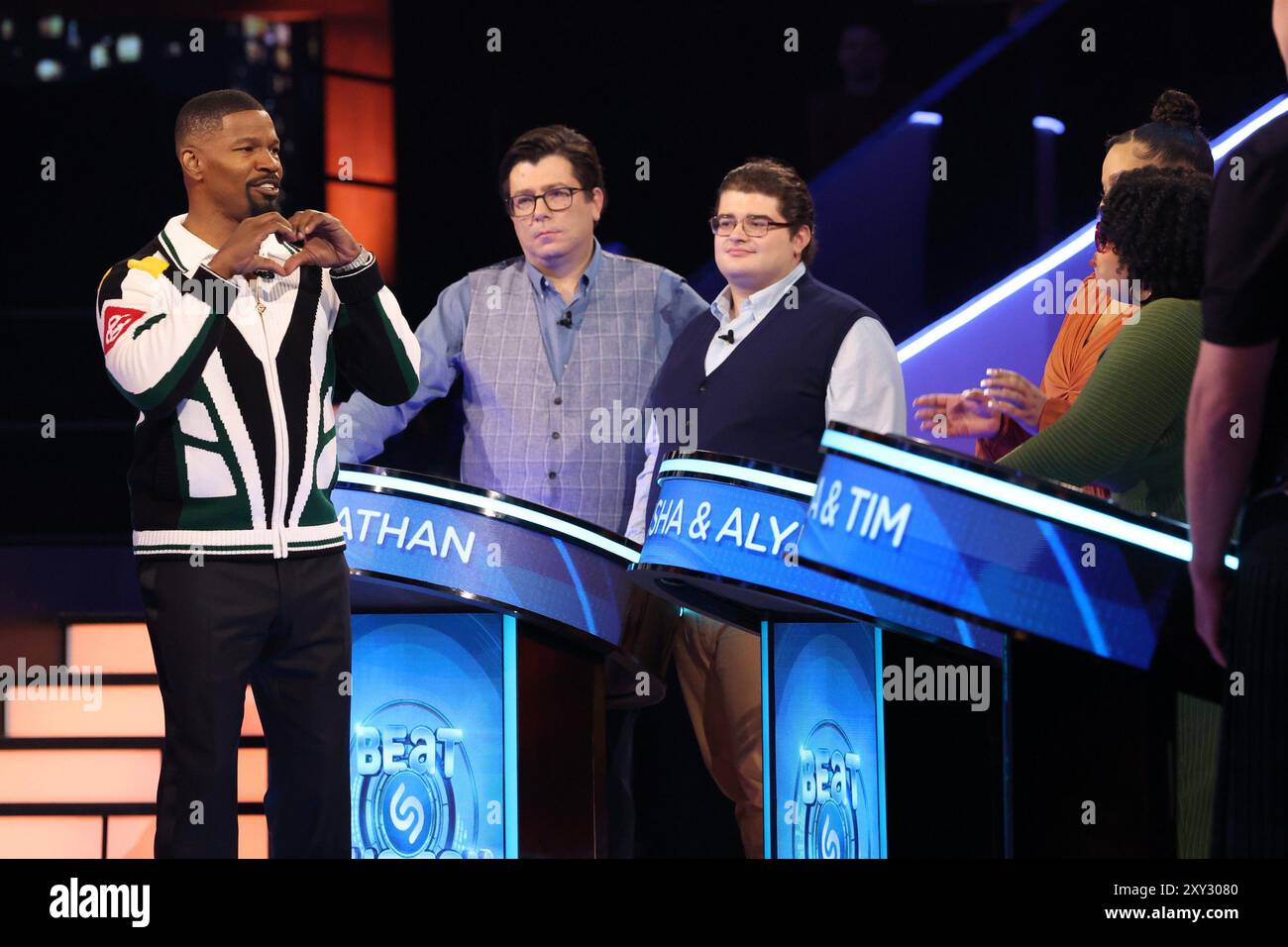 BEAT SHAZAM, from left: host Jamie Foxx with contestants, We're Ready ...