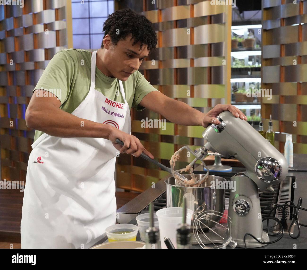 MASTERCHEF, Contestant Michael Leonard, 'Birthday Bakes', (Season 14 ...