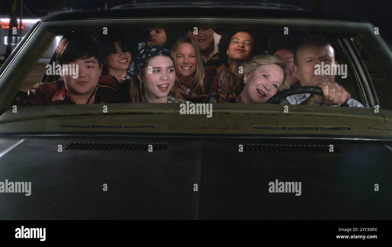 THAT '90S SHOW, (aka THAT 90S SHOW), from left: Reyn Doi, Sam Morelos ...