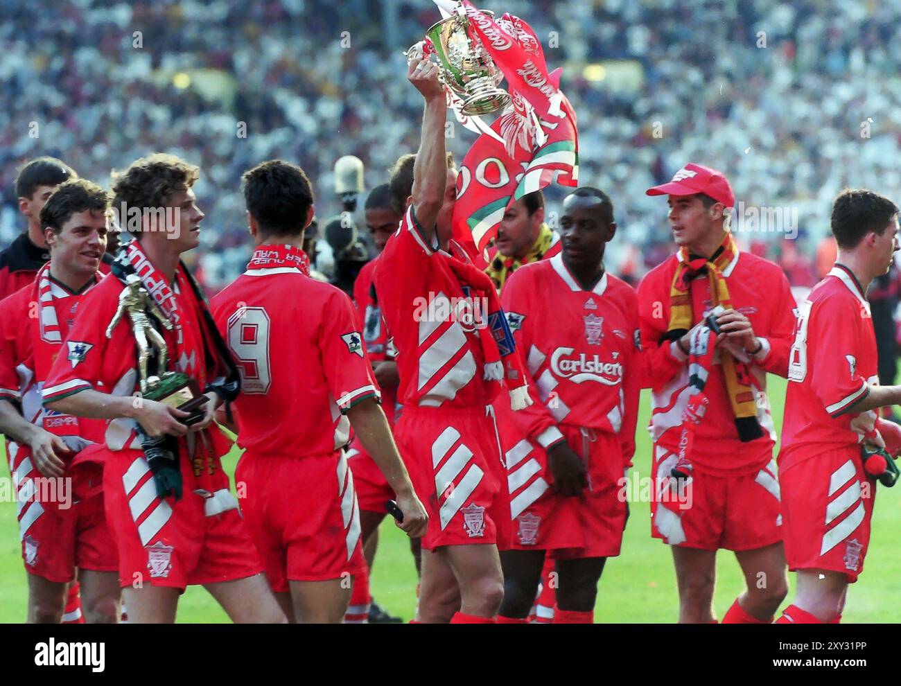 Liverpool players winners of the 1995 League Cup against Bolton ...