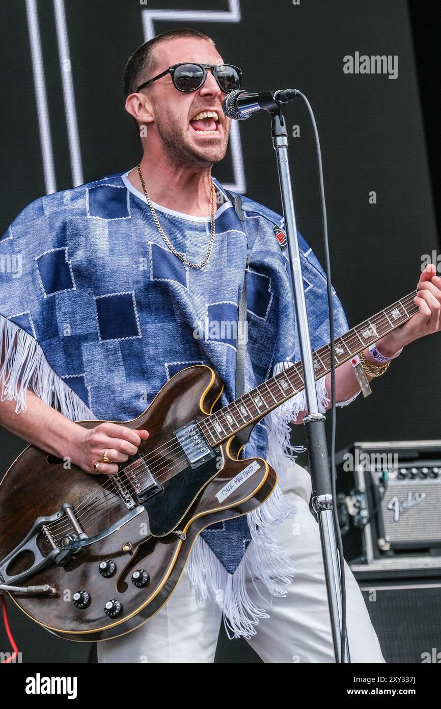 Tramlines Festival 2024 Miles Kane takes to the mainstage as friday ...