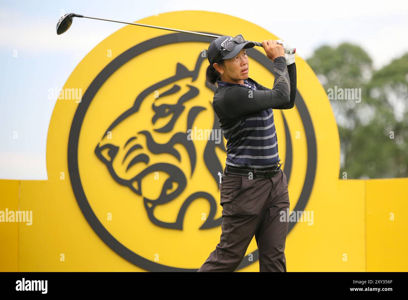 Shareen Lai takes shot during day one at Maybank Asean Qualifier 2024 ...