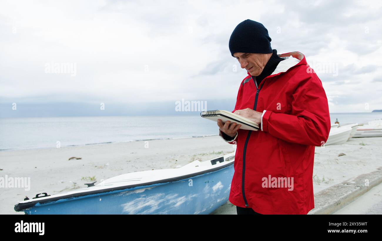 Man Reading From His Notes Stock Photo - Alamy