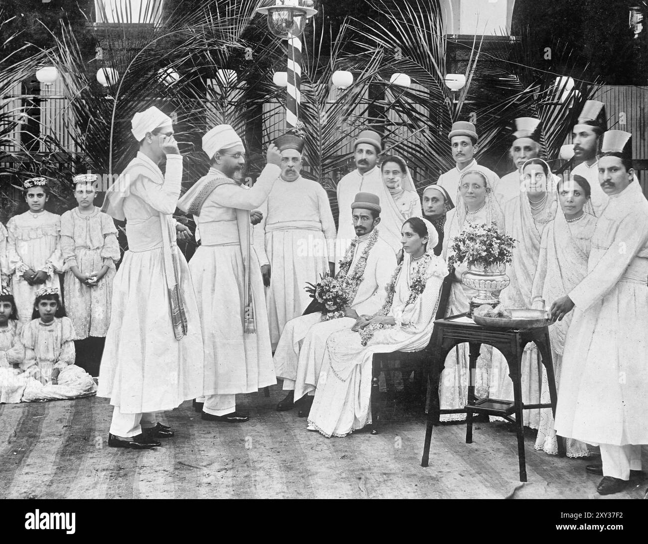 A Hindu Wedding in India, circa 1915 Stock Photo - Alamy