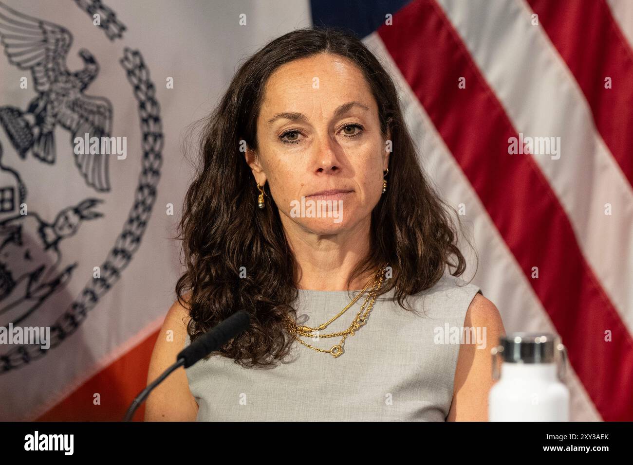 Rebecca weiner hi-res stock photography and images - Alamy