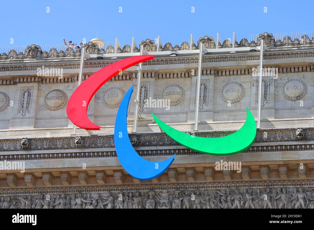 L'Arc de triomphe & The paralympics Symbol, AUGUST 27, 2024 : Ahead of ...