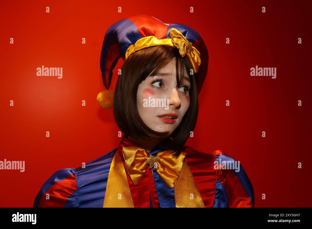 Cosplayer Victoria from Philadelphia is dressed as Pomni from Amazing ...