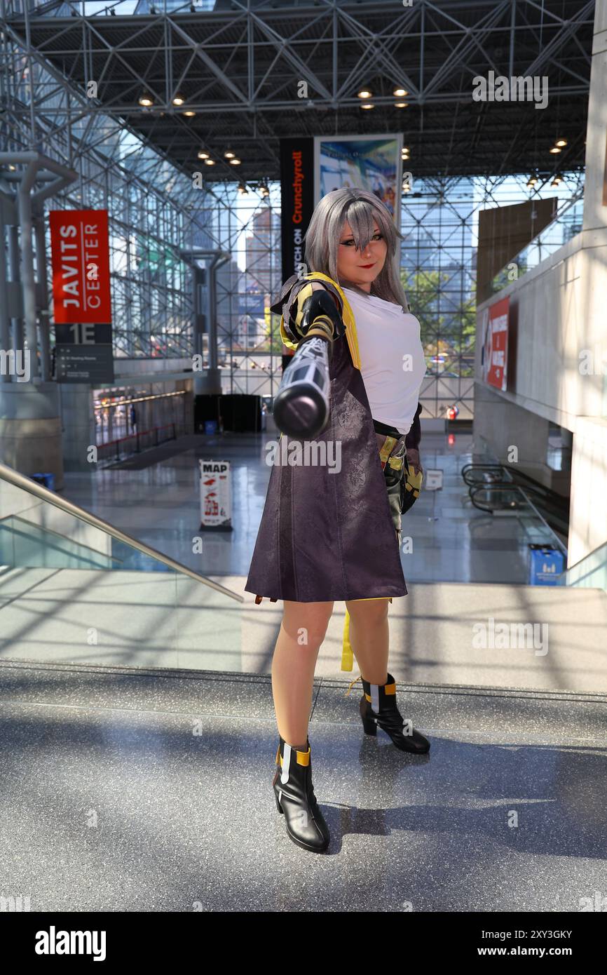 Cosplayer Atomic Tot, and I'm from Connecticut, and I'm cosplaying ...