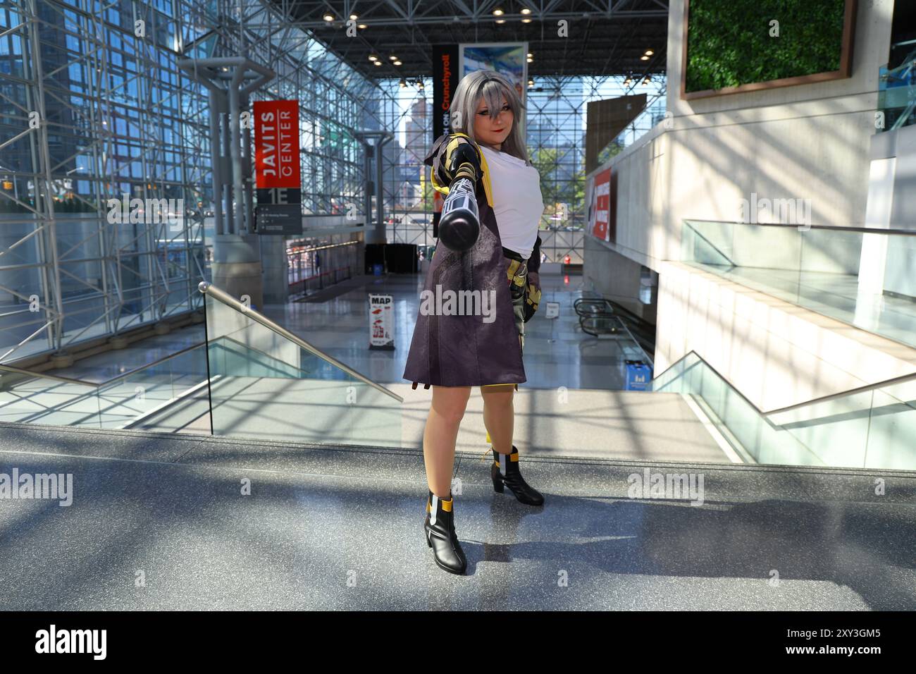 Cosplayer Atomic Tot, and I'm from Connecticut, and I'm cosplaying ...